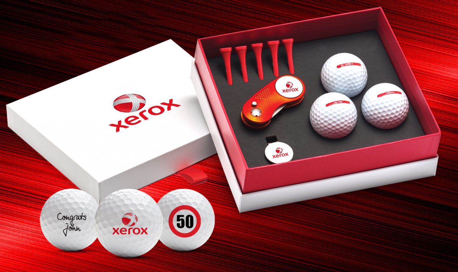erschwingliche Golfbälle und personalisierte Golfgeschenke | Redline Golf